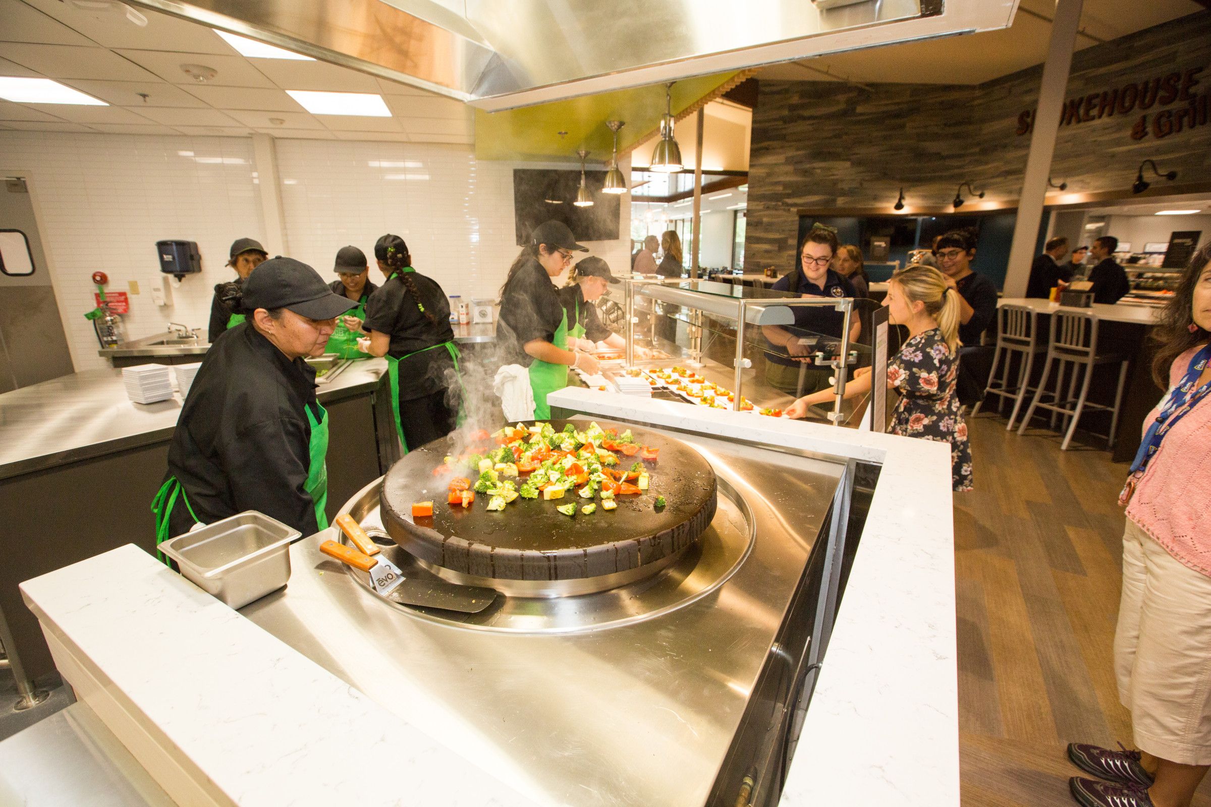 Campus dining | Enjoy delicious meals at NAU